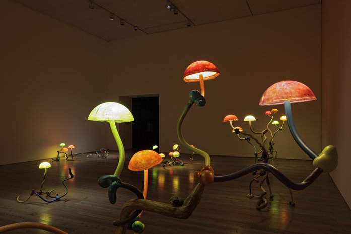 Mika Rottenberg Antimatter Factory – Kunst Haus Wien. Museum Hundertwasser