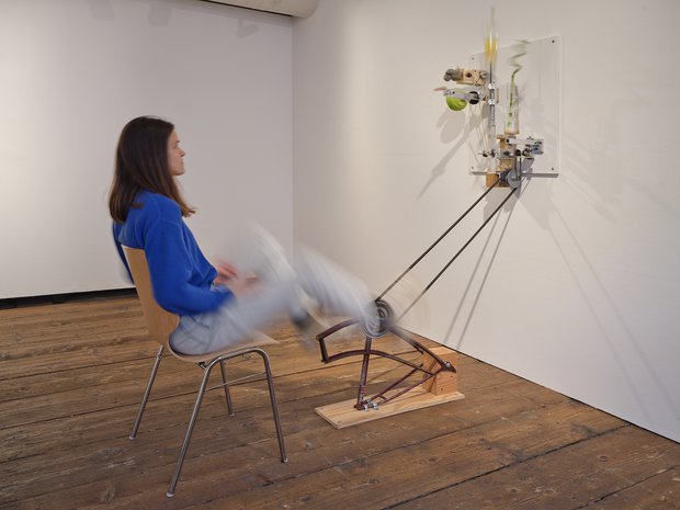 Mika Rottenberg Antimatter Factory – Kunst Haus Wien. Museum Hundertwasser